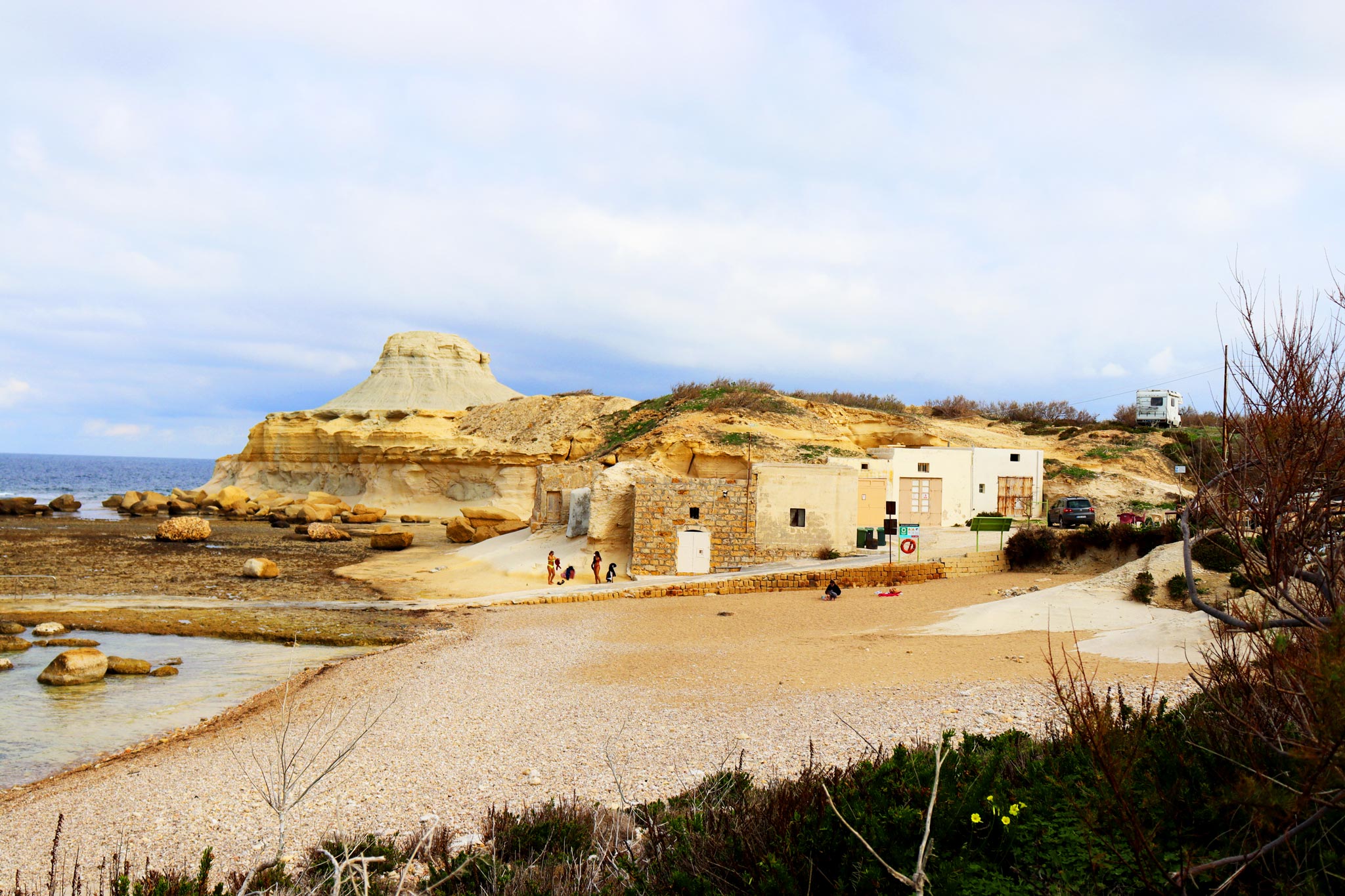 Il-Qolla l-Bajda - Travel 2 Gozo
